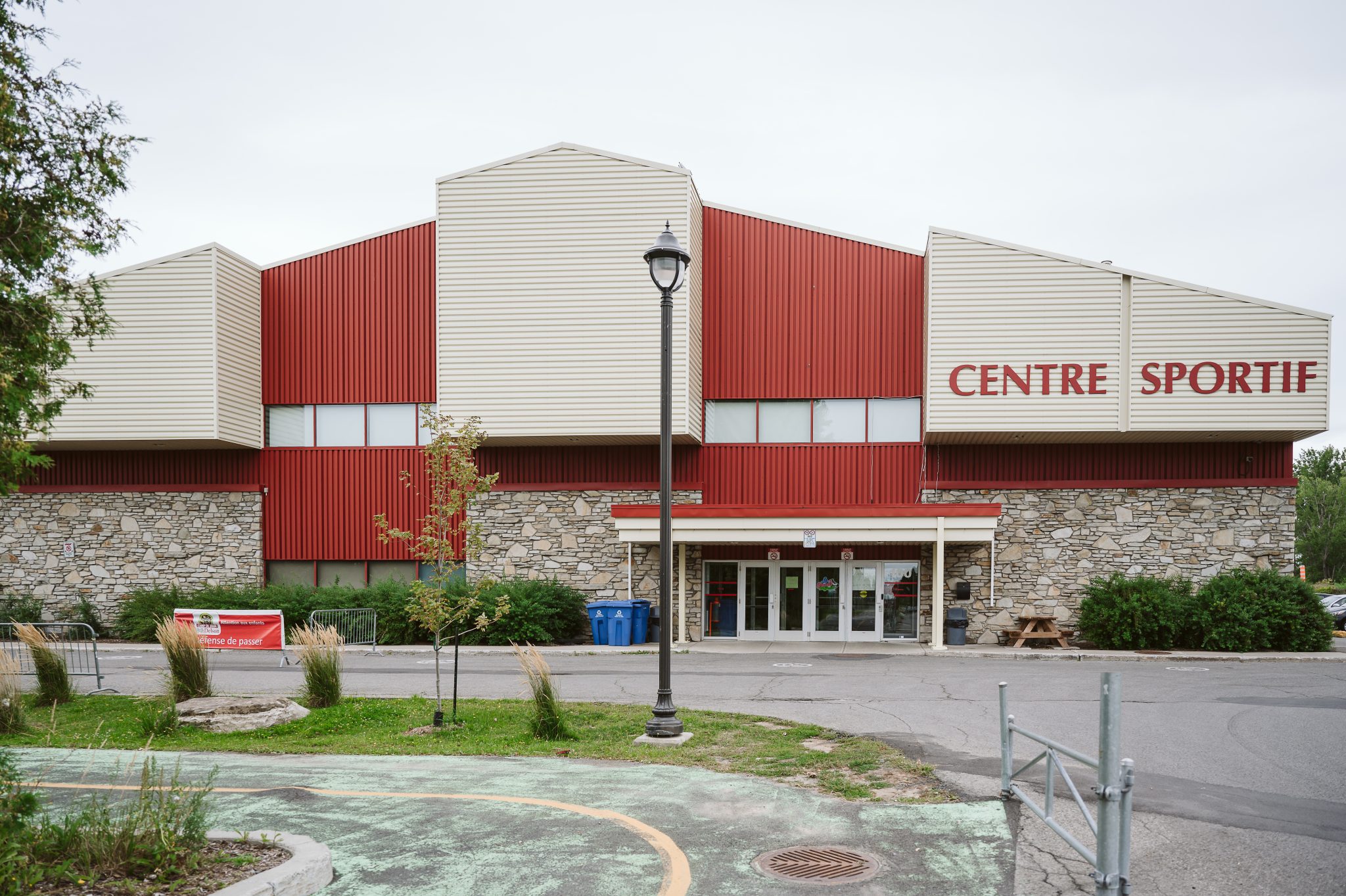Centre sportif, patinage libre et bâton rondelle - Ville de Delson